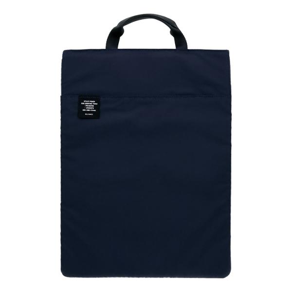 素材 　：ポリエステル生産国 ：中国サイズ ：横285×高さ380×奥行15mm/【持ち手】幅20×長さ180mm仕様 　：4ポケット/16インチMacbook Pro、B4サイズ、厚さ10mm程度収納可能・収納力の高さに加え、マットな質感...