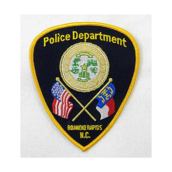 Police Department ROANOKE RAPIDSのワッペン（Smallサイズ）アイロン装着可能です。大きさは約横10.5cm・約12.5cmとスモールサイズです。洋服の胸・袖・カバンなどにつけてアクセントにどうぞ。ワッペンS...