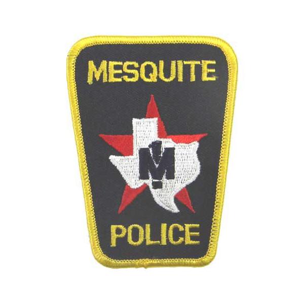 MESQUITE POLICEのワッペン(Smallサイズ)アイロン装着可能です。大きさは約横7.3cm・縦9.8cmとスモールサイズです。洋服の胸・帽子・カバンなどにつけてアクセントにどうぞ。ワッペンSmallサイズのみ、10枚までネコポ...