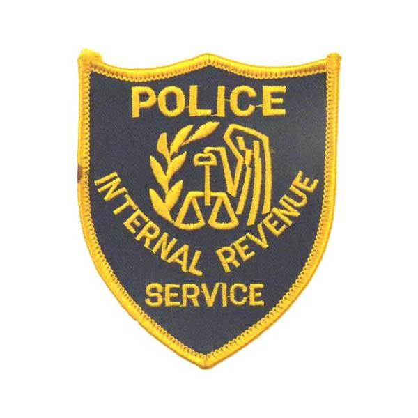 POLICE INTERNAL REVENUE SERVICEのワッペン（Smallサイズ）アイロン装着可能です。大きさは約横7.7cm×　縦9.8cmでスモールサイズです。洋服の胸・カバンなどにつけてアクセントにどうぞ。ワッペンSmall...