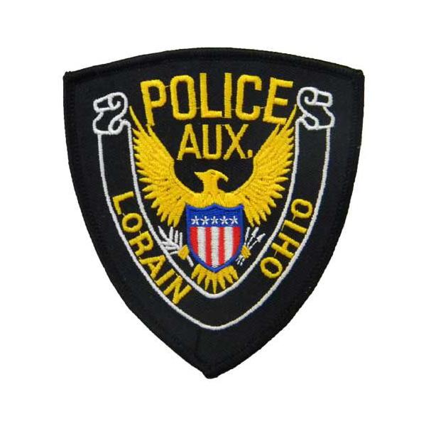 POLICE AUX. LORAIN OHIOのワッペン（Smallサイズ）アイロン装着可能です。大きさは約横10cm・縦11cmのスモールサイズです。洋服の胸・袖・カバンなどにつけてアクセントにどうぞ。ワッペンSmallサイズのみ、10枚...