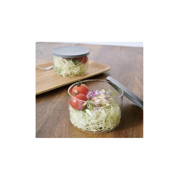 SMITH-BRINDLE 耐熱ガラスコンテナ 250ml グレーちょっとした作り置きなどにちょうどいいキャニスター。ガラス製なので匂い移りもしにくく、フタを外せば電子レンジにも対応の耐熱ガラスを使用しています。そのまま食卓に出しても映える...