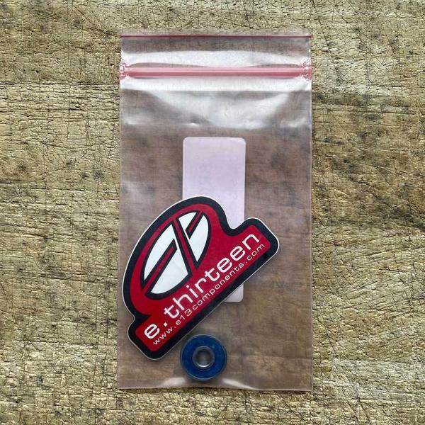 e13 BEARRING KIT 02-05 SRS 6mmSRS CHAIN GUIDE用のベアリングキット※デザインは予告なく変更となる場合がございます。※ご覧頂く環境により色・素材の見え方などが実際の商品と多少異なることがございます。