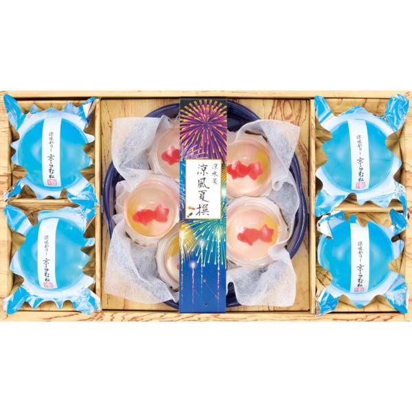 昔懐かしい夏の風景をイメージした水菓。ゼリーに浮かべた金魚やさわやかならむねゼリー、どこか懐かしい味わいをお楽しみください。商品内容京らむねゼリー64g×4、金魚ゼリー55g×5箱サイズ：198×355×49mm重量：約823g型番：RG-...