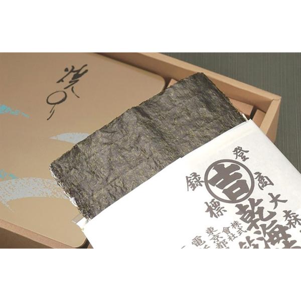 七代目平林吉五郎が名付けた『大森小町』は、光沢輝く姿形の良い、味わいの良い海苔という意味です。創業以来プロの料理人ご用達の海苔店です。商品内容焼海苔（全型10枚入）×3袋サイズ：260×215×45温度帯：常温賞味期限（製造日より）：製造日...
