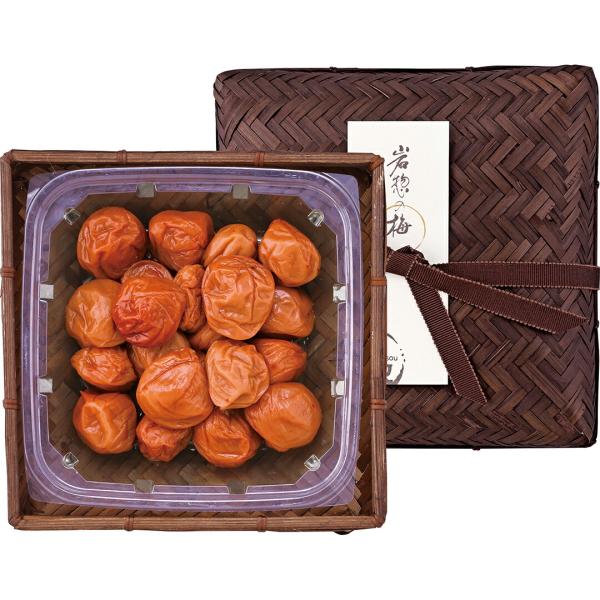 竹籠入り特選紀州産南高梅をナチュラルで高級感のあるカゴにリボンをかけて…果肉の柔らかい南高梅をたっぷりの蜂蜜で漬け込んだ、しっかりと甘口で、口に入れるとフルーティな甘さが広がります。塩分は3%と低く、まるでスイーツのような味わい。あと味すっ...