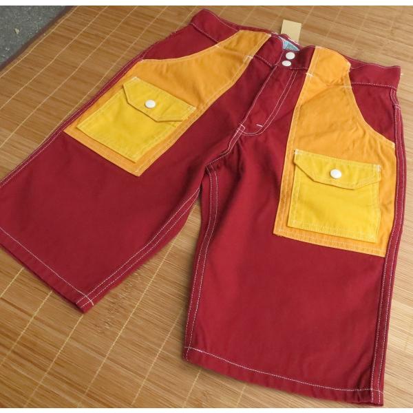 コットン100%、しっかりとした生地感のキャンバス生地を使用したデッキショーツ。ヨットなど小型船の船長を意味する「SKIPPER/スキッパー」。クリストフ氏が所有する数多くの文献や、ドキュメンタリーフィルムからインスピレーションを受け、生ま...