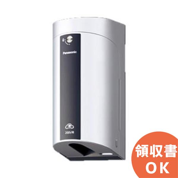 パナソニックEV・PHEV充電用 カバー付15A・20A兼用接地屋外コンセント(簡易鍵付)(露出・埋込両用)(200V用)(ホワイトシルバー)WK4422S主な仕様充電タイプ：コンセントタイプ取付タイプ：壁面取付タイプ /露出・埋込両用定格...