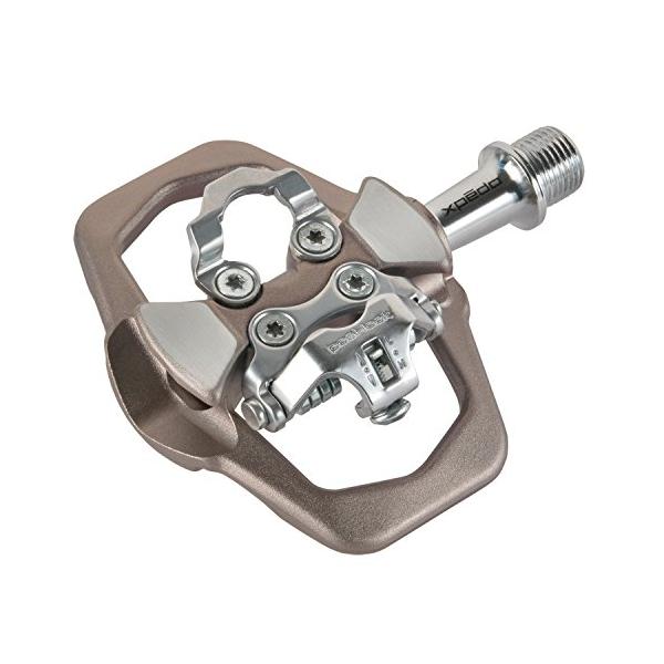 「商品情報」フラットタイプとクリートタイプを1つにし、多種多様できるフラットフォームペダル。「主な仕様」素材:ボディー:アルミ 6061スピンドル:クロモリベアリング:3カートリッジサイズ:100x100.4x17mmカラー:GRAY重量:...
