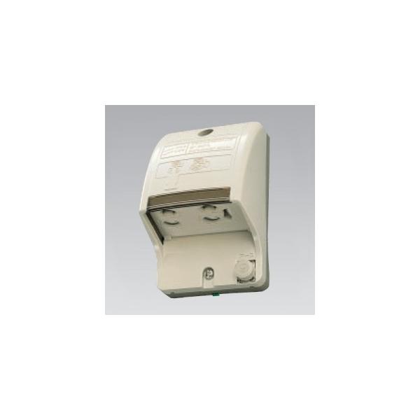 【特長】　●差込口が見やすい半透明カバー(強化プラスチック)でプラグが挿入しやすいです。　●コンセントは抜け止め機能付。プラグを差し込んで回転させるとロックします。はずす場合は逆にまわして抜いてください。また、雨の飛沫、ホコリなどの侵入を防...