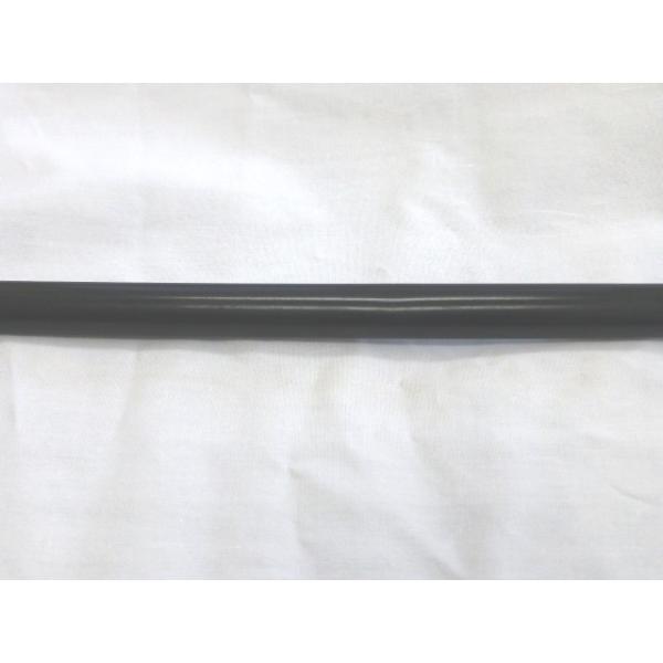 電線端末、電線接続部の絶縁、保護、補強に、スミチューブA　4×0.2ｍｍ　（1ｍカット）　黒色は、如何でしょうか。■特長： 耐油性、耐薬品性に優れる ■用途： 電線端末、電線接続部の絶縁、保護、補強電線の色識別、結束抵抗、コンデンサ等の絶縁...