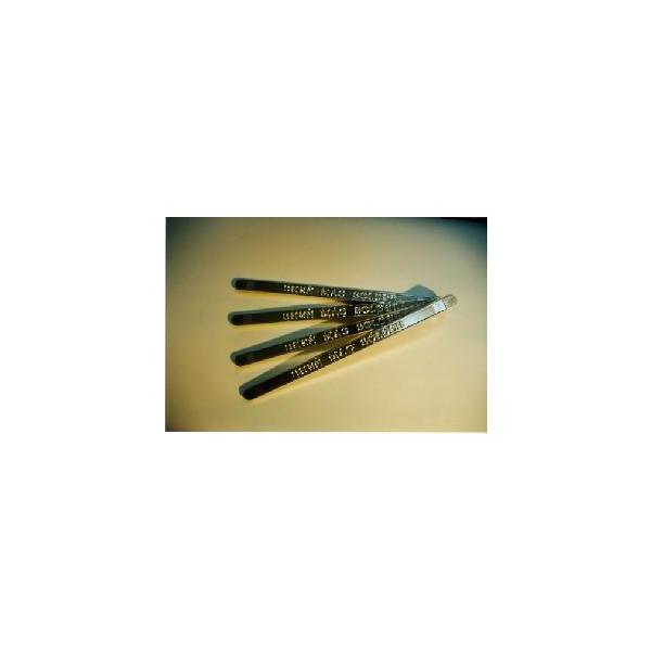※申し訳ございません、ただ今在庫切れとなっております。成分：Sn-Ag3.0-Cu0.5融点：217℃〜219℃比重：7.40強度：5.3kgf/mm伸長：47%形状：棒、長さ：約33.5mm、500g/本