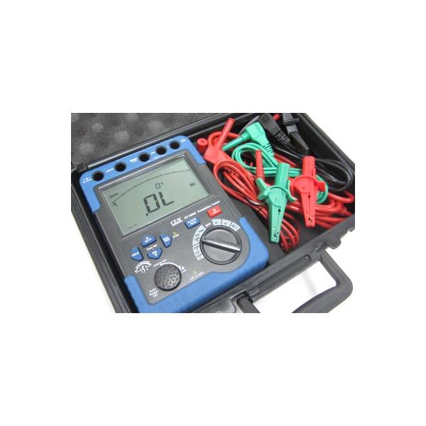 ・IEC61010-1(CAT IV 600V)、IEC61010-031準拠・自動放電機能、電圧感知ブザー・自動電源OFF,電池残量チェック・オートレンジ6000カウントLCD・MAX/MIN/PEAK/HOLD,相対値・導通チェック