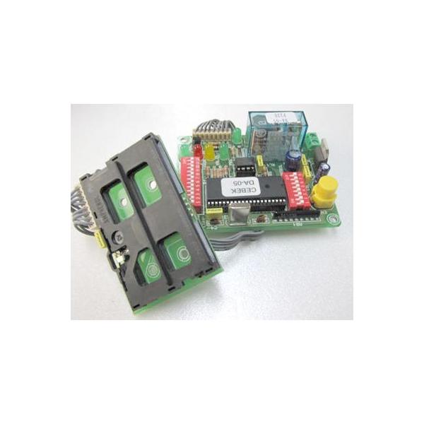・Max1000ユニットまで対応。カードキーとして。・2カード付属供給電圧：12VDC消費電流min/max：20mA/75mAMax出力負荷：5AXipカードコンパチ：Eeprom 1Kbyteリーダーヘッド寿命：約100000サイクル接...