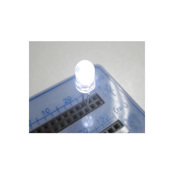順電圧Vf:3.5V max.順電流If:30mA max.逆電圧Vr:5V max.許容損失Pd:105mW光度Iv:22.0〜31.0cdレンズ寸法:φ5mmレンズカラー：透明数量：3本