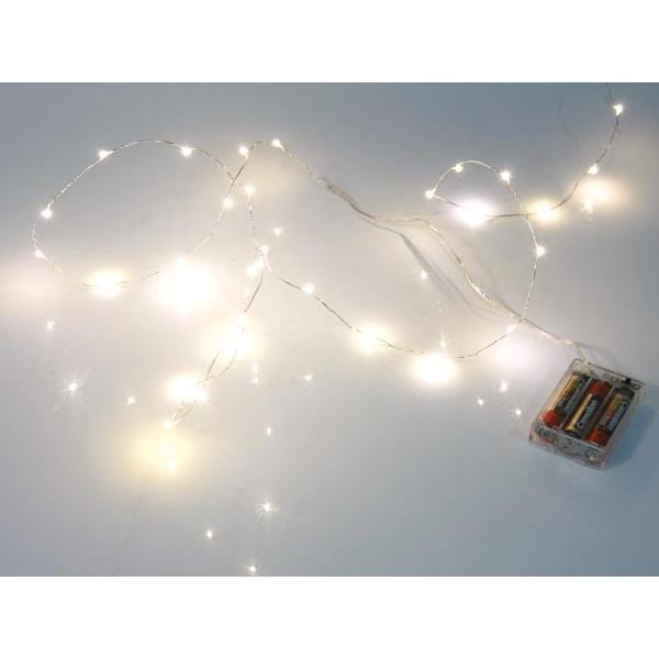 室内使用限定です。電源: 3 x 単3乾電池(別売)LED: 20個長さ: 220 cm重量: 100g