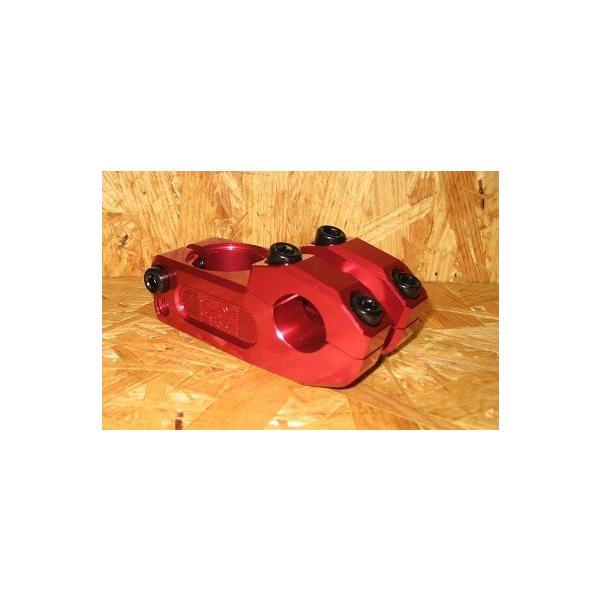 ウエイト：242g　7075アルミ 　 取り付けハンドル径：22.2mm　オフセット：50mm　スノースクート用TOPロードステム