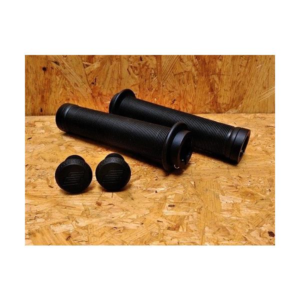 長さ155ｍｍロングタイプのJYkk純正のグリップ、雪が付きにくく、耐久性が有ります。￥2970+税　＊エキスパック発送可能(￥520)