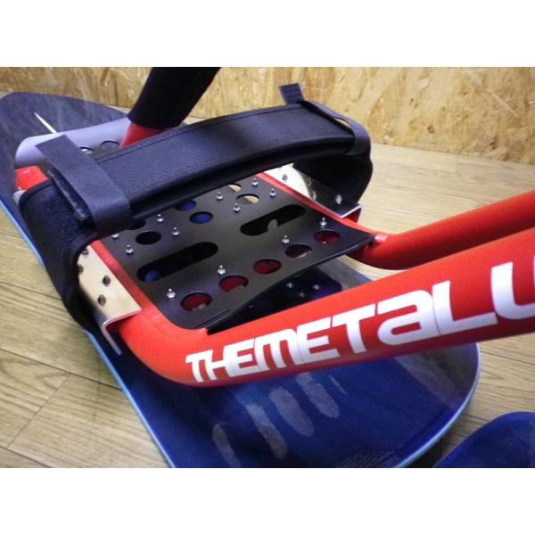 SAIスノーモト用のサイドステップPin。デッキ幅が狭くなったSAIスノーモト、ご要望により発売開始！2019-2020モデル用デッキ幅は245ｍｍ→275cmにUP！ワイド化するボードが扱いやすくなり、あなたの滑りが確実に良くなります。ぜ...