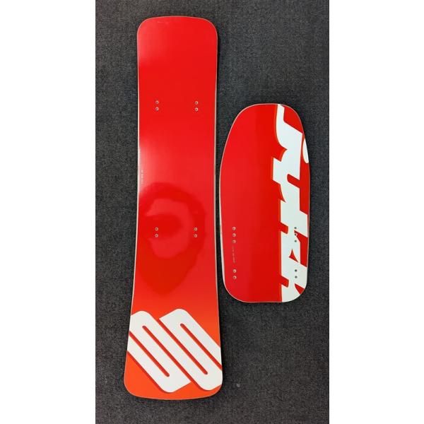 前後ロッカー形状、大きく張り出したリヤボードエンド、70ｍｍ前に出たフロントボード、A-1ボードは新時代のスノーバイク用ボードです。ターンが気持ち良く出来るように開発されどんな場面でも楽しく気持ちよく滑ることが可能。倒しこみが凄く軽く、倒し...