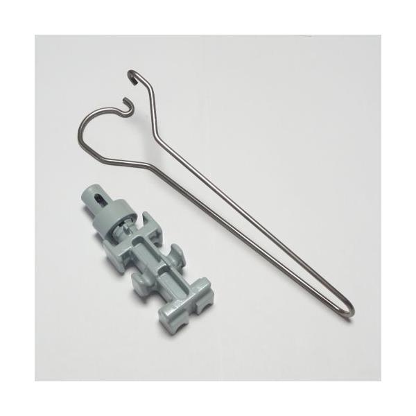 樹脂製 平型碍子全長:約36cmこの商品は写真の様に、針金と樹脂製平型碍子がセットでの価格です。■取付方法 DV線を先から順番に樹脂製平型碍子の溝に挿入します。DV線を挿入、引留後、ナットをストッパーに当たるまで手で回してください。ナットは...