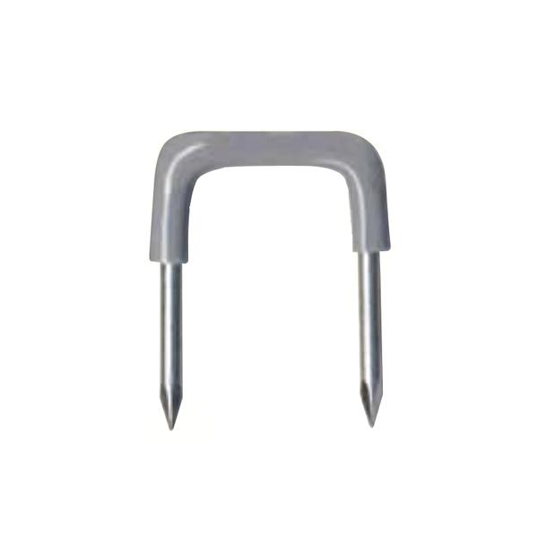 ステップル No.6入数:100・サイズ線径:2.9mm内幅:22.6mm長さ:36.0mmビニール肉厚:0.5mm以上適応電線:2.0mm×4  8.0SQ×3  14SQ×2・材質本体・鉄 JIS G3532適合メッキ・ユニクロめっき絶...