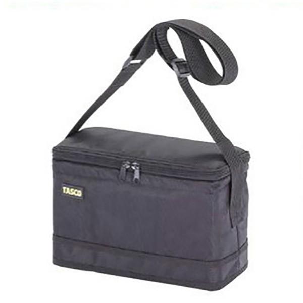 【お取り寄せ】●小型真空ポンプに最適●肩掛けベルト、ポケット付き●TA150SA-2、TA150SB-2、TA150SV、TA150SW用★仕様★●サイズ:305W×150D×180H(mm)●材質:ポリエステル※当店に在庫のない場合はお取...