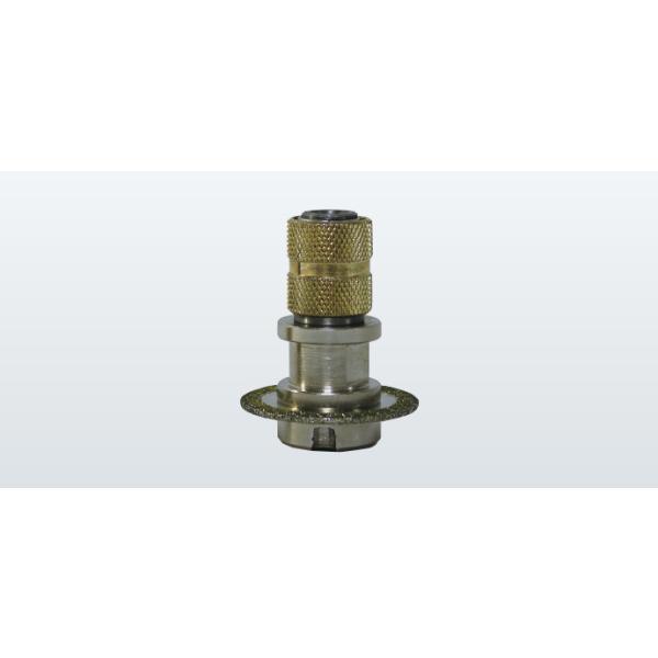 【特徴】プラスインローターは、プラスビットに着脱可能で簡単に充電ドリルに取り付けができ、瞬時にビニールパイプを切断することができます。ロングビットにも使用可能。（200mm以下でご使用ください。）インローターは、簡単に充電ドリルに取り付けが...