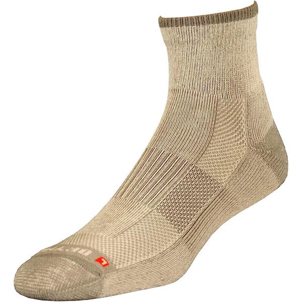 商品名(Small, Grey) - Drymax Lite Hiking 1/4 Crew SocksDrymax Lite Hiking 1/4 Crew Socks, Grey, Smallブランド：Drymax商品サイズ：Small...