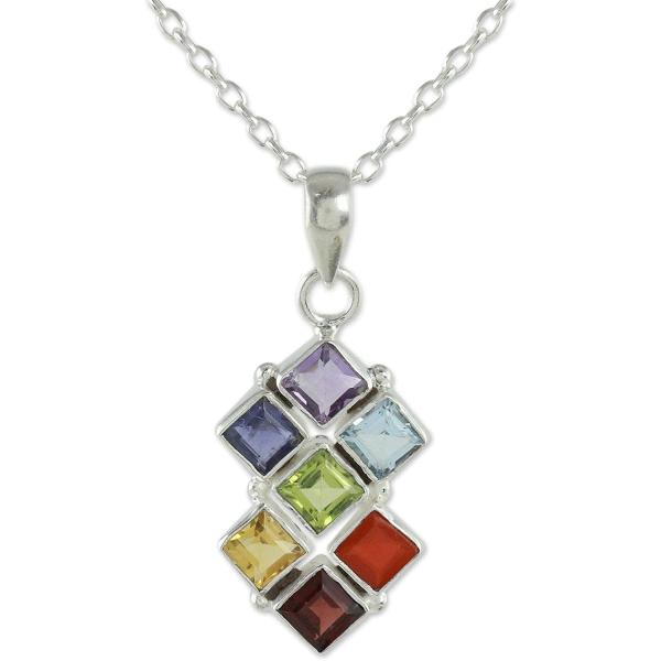 商品名Novica multi-gemアメジスト。925スターリングシルバーペンダントネックレス、17.75 "" ' Wellness 'NOVICA Multi-Gem Amethyst .925 Sterling Silver Pen...