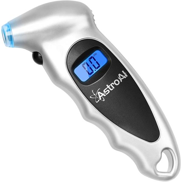 商品名AstroAI デジタル エアゲージ タイアゲージ ボタン電池付き 150PSI 4種気圧単位 車用 自転車 トラック用 LCDバックライト 滑り止めグリップ グレイ (シルバー) バレンタイン キット…AstroAI Digital...
