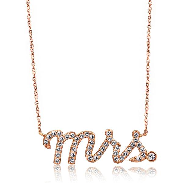 商品名スターリングシルバー(ローズゴールドメッキ加工) スワロフスキージルコニア クリアーカラー ラウンドカット""mrs"" ペンダントネックレスJ'ADMIRE 0.02 Carats Cubic Zirconia mrs Pendan...