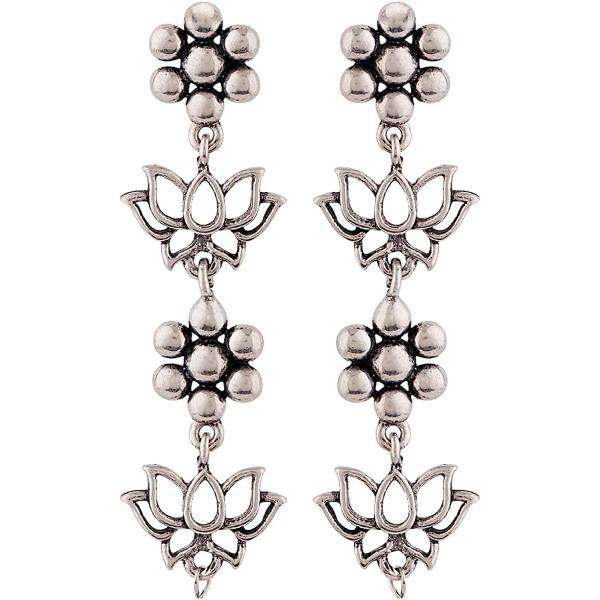 商品名VOYLLA Brass Oxidised Silver Plating Layered Floral Dangler Earrings for Women and Girls, Suitable for Work Wearブランド：...