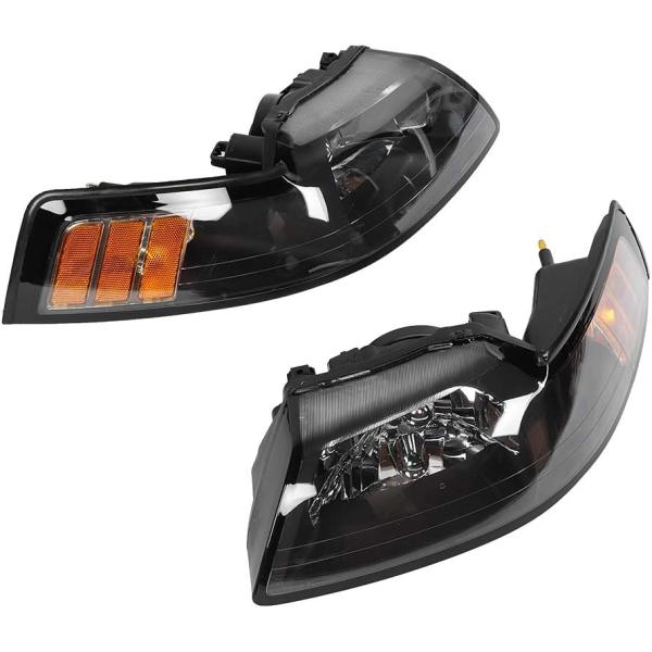 商品名Qiilu 2個セット ヘッドライトアセンブリ 1999 2000 2001 2002 2003 2004 Ford Mustang ブラックハウジング交換用ヘッドランプ 左右2Pcs Headlight Assembly Compa...