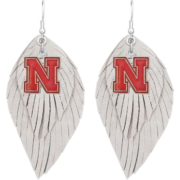 商品名Nebraska Cornhuskers White Red Boho Leather Feather Hook Earrings Jewelry NUブランド：From the Heart Enterprises商品サイズ：商品番号...