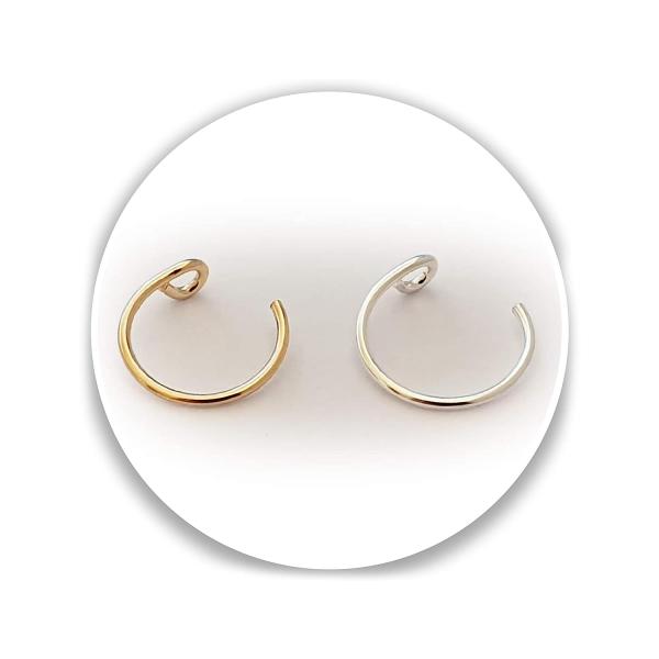 商品名Set of 2 Faux Clip-On Nose Rings 20g - 925 Sterling Silver &amp; 14k Gold Filled - No Piercing Needed Nose Ringブランド：A...