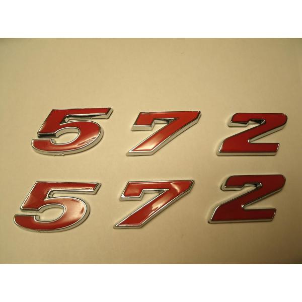 商品名572 RED STROKER ENGINE ID EMBLEMS SET OF 6 NUMBERSブランド：Generic商品サイズ：商品番号：色：Red素材：Chrome,Plastic