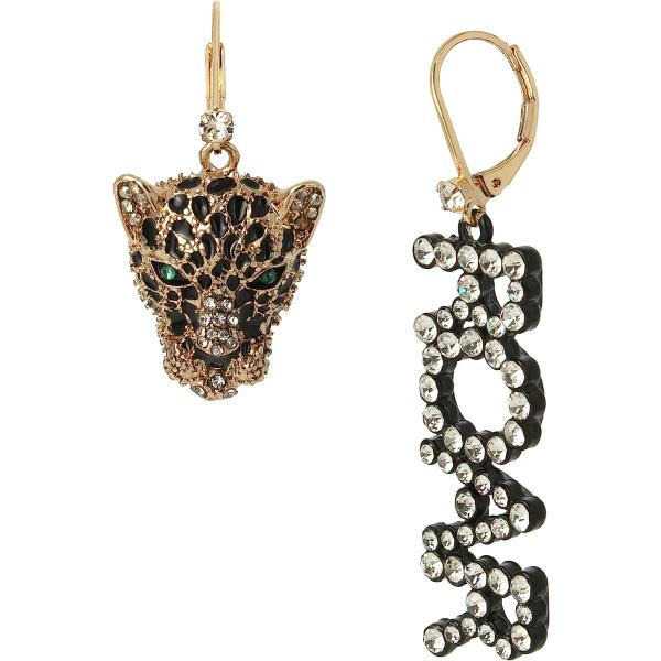 商品名ROAR Mismatch EarringsROAR Mismatch Earringsブランド：Betsey Johnson商品サイズ：No Size高さ：2.2 cm横幅：5.6 cm奥行：8.5 cm重量：1520 g商品番号：...