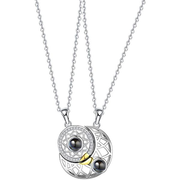 商品名Sun and Moon Projection Pair Necklace for Women and Men Sun and Moon Accessories for Women Clavicle Chain Pendantブランド...