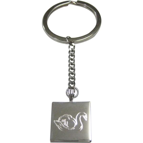 商品名Silver Toned Square Etched Swan Bird Pendant Keychainブランド：Kiola Designs商品サイズ：One Size商品番号：素材：Metal