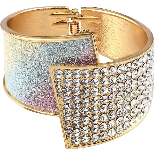 商品名Alilang Women's Golden Tone Sparkly Clear Crystal Rhinestones Wide Cuff Bangle Braceletブランド：Alilang商品サイズ：高さ：7.3 cm横幅：...