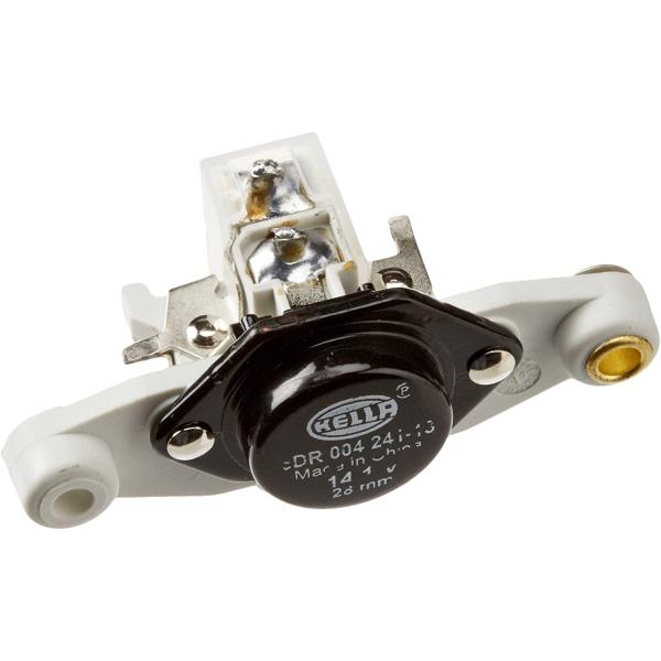 商品名Hella 004241131 Regulator Power 14Vブランド：HELLA商品サイズ：高さ：4.3 cm横幅：5.1 cm奥行：10 cm 商品番号：004241131色：Multi素材：