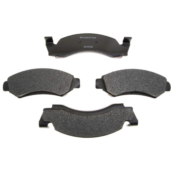 商品名Raybestos MGD50M Reliant ブレーキパッドセットRaybestos MGD50M Reliant Brake Pad Setブランド：Raybestos商品サイズ：高さ：4.4 cm横幅：16 cm奥行：23.9...