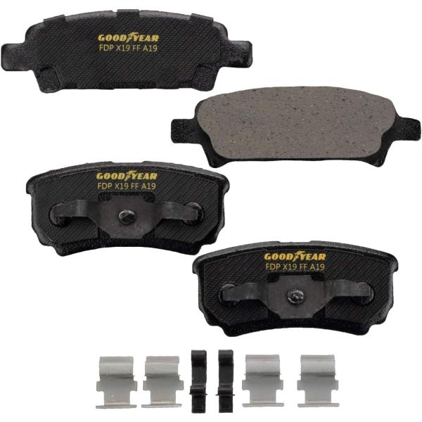 商品名Goodyear Slotted Chamfered Ceramic Rear Brake Pad For Chrysler,Dodge,Jeep,Mitsubishi &amp; More GYD1037ブランド：Goodyear商...