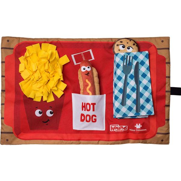 商品名Outward Hound Nina Ottosson Activity Matz Fast Food Fun Game Plush Dog Puzzle Matブランド：Outward Hound商品サイズ：Level 2 (Int...