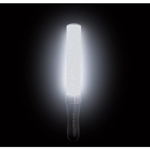【発売日：2013年08月08日】3WLED搭載で一世を風靡したキンブレことKING BLADE MAXシリーズが、さらなるバージョンアップ！・全色3WカラーLED搭載となり、より鮮やかな発色＆発光が得られました・グリップがスリムになって握...