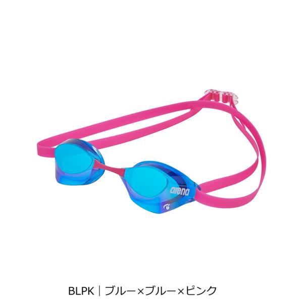 公式大会に出場するために必要なWORLD AQUATICS（世界水泳連盟）承認モデル。1／100秒を争うトップスイマーに向けて開発された、アリーナ最高峰の競泳用スイミングゴーグル。フィット感が優れたノンクッションモデル。アイカップ下部に搭載...