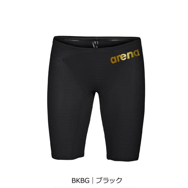 【発売日：2024年11月26日】アリーナトップレーシングモデル。「POWERSKIN CARBON-AIR2」。布帛素材の競泳水着。ポリエステルにカーボンを含有した糸を横方向に配置する構造で、独自の高機能素材を使用。水着伸長時の横方向のパ...