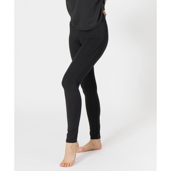 ●特徴・デザインポイント素材のストレッチ性を最大化するルフフォルムパターンが特徴のロングタイツ。UPF50+のUVカット機能付きで、屋外スポーツやアウトドア等のアクティブなシーンでの紫外線対策にもおすすめ。●素材・着心地吸汗性のある、肌あた...