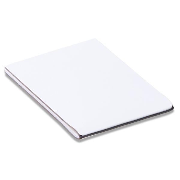 ■ドイツ製■A7サイズ 　閉じたサイズ：7.4x10.2x1cm　開いたサイズ：7.4x21cm　用紙サイズ：7.2x9.2cm■重さ：約40g■カバー素材：牛革の繊維から作られたリサイクルレザー■ゴムバンド×1、1冊のみセット可能■無地レ...